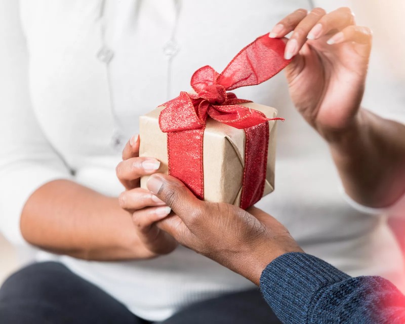 5 Ideal Gift Ideas for Your Spouse 2021 – ZTC Shop